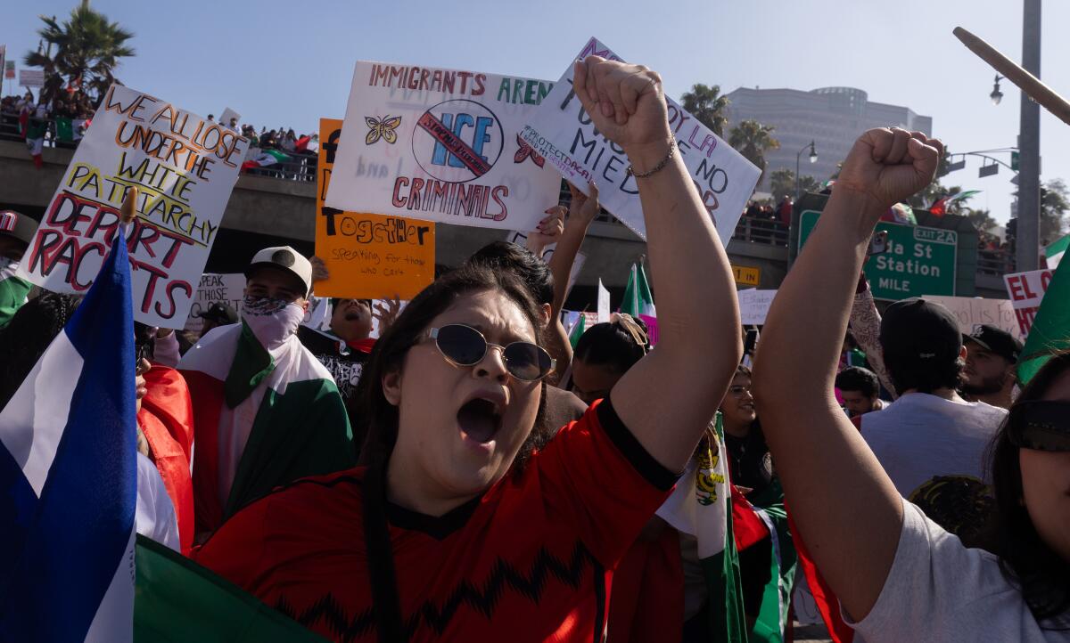 proteste LA 1 – Scienza & Pace Magazine